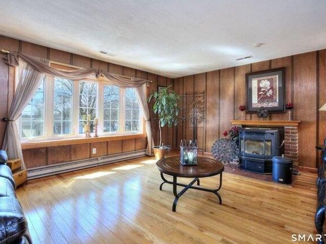 house with 2 bedroom, Stratford CT ES103189849