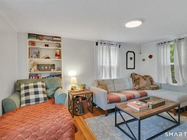 house with 2 bedroom, Stratford CT ES104539308