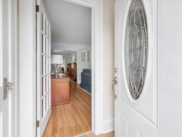 house with 2 bedroom, Stratford CT ES104330572
