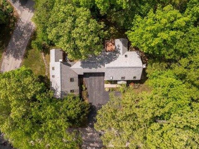 house with 2 bedroom, Stratham NH DS104441363