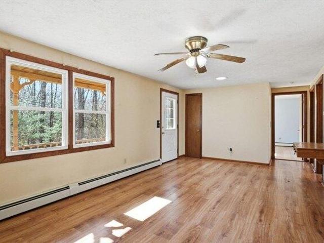 house with 2 bedroom, Sturbridge MA DS102800812