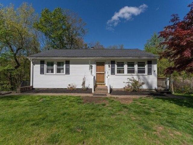 house with 2 bedroom, Sturbridge MA DS103809205