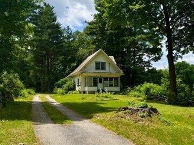 house with 2 bedroom, Sturbridge MA ES104149104