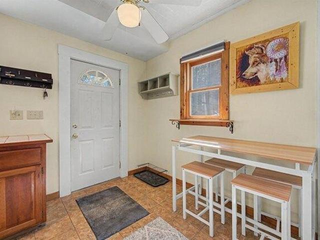 house with 2 bedroom, Sunapee NH ES102823282
