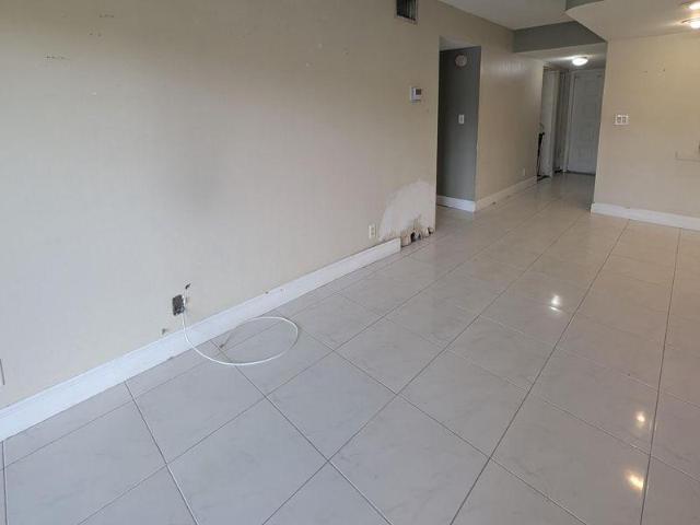 house with 2 bedroom, Sunrise FL ES100973404