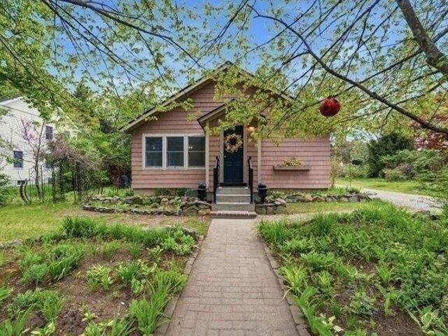 house with 2 bedroom, Sudbury MA DS102959246