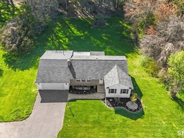 house with 2 bedroom, Suffield CT DLS102346813