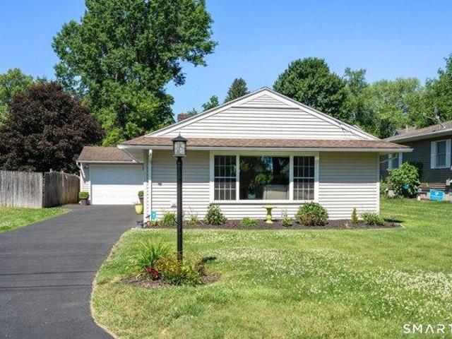 house with 2 bedroom, Suffield CT DS103162629