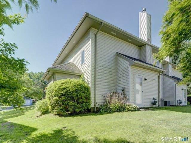 house with 2 bedroom, Suffield CT ES103435134