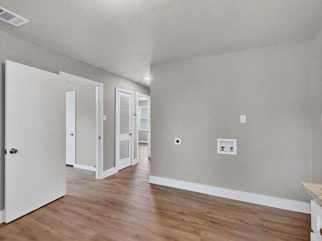 house with 2 bedroom, Sulphur Springs TX ES103500688