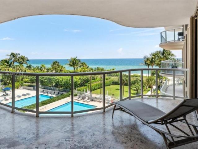 house with 2 bedroom, Surfside FL FL DS102659238