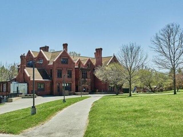 house with 34 bedroom, Lenox MA ES105041565
