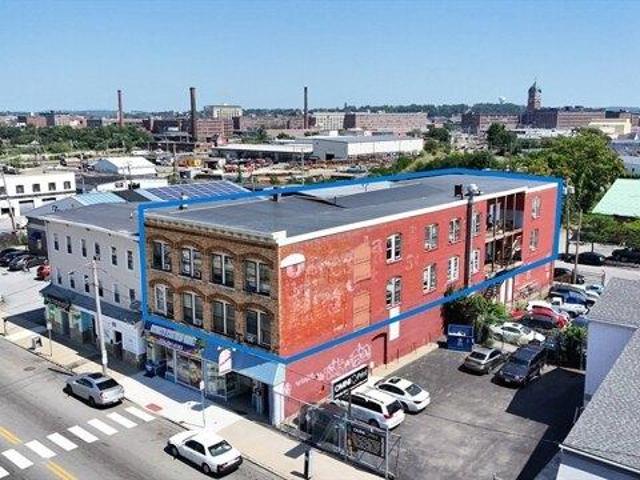 house with 38 bedroom, Lawrence MA ES104853518