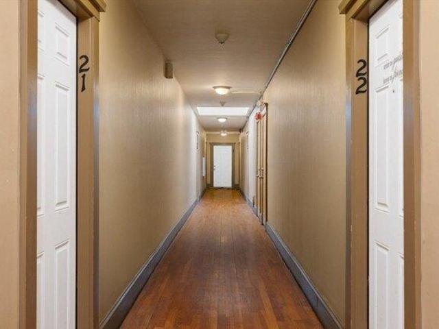 house with 31 bedroom, Lynn MA ES105059262