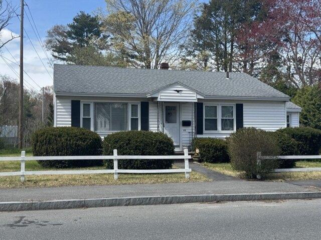 house with 3 bedroom, Taunton MA DLS102709178