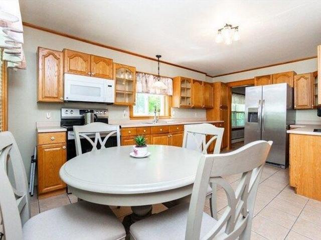 house with 3 bedroom, Taunton MA DLS103071026