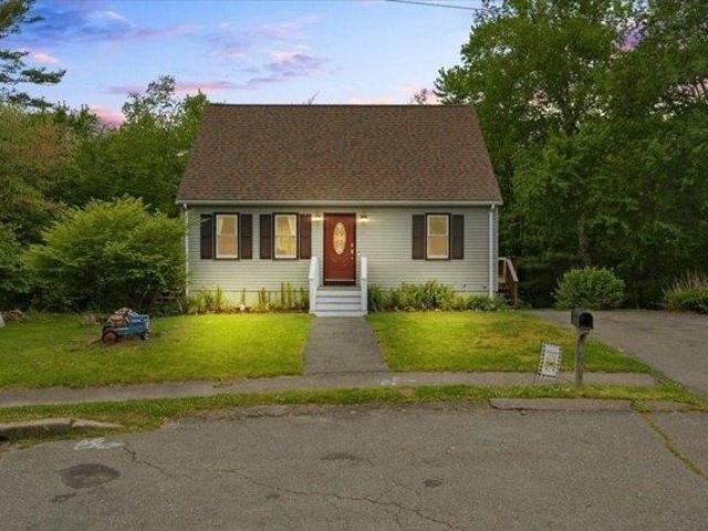 house with 3 bedroom, Taunton MA DS104010553