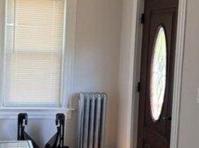 house with 3 bedroom, Taunton MA DS104150050