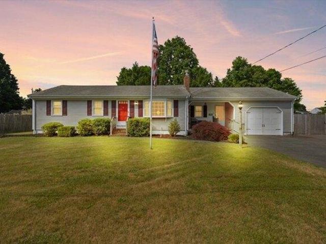 house with 3 bedroom, Taunton MA DS104190467