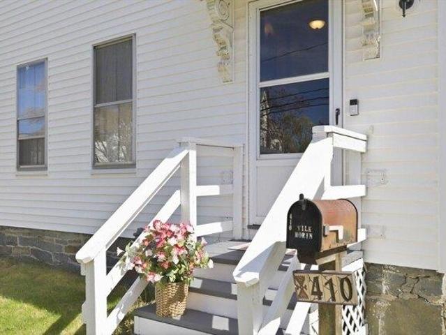 house with 3 bedroom, Taunton MA DS102256938