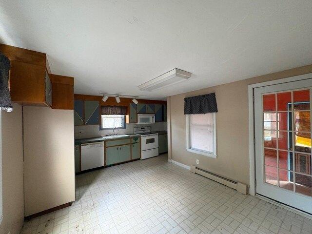 house with 3 bedroom, Taunton MA DS102778414