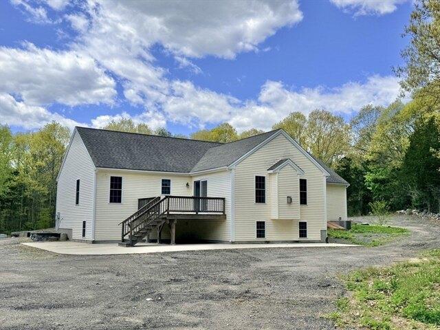 house with 3 bedroom, Taunton MA DS103222384