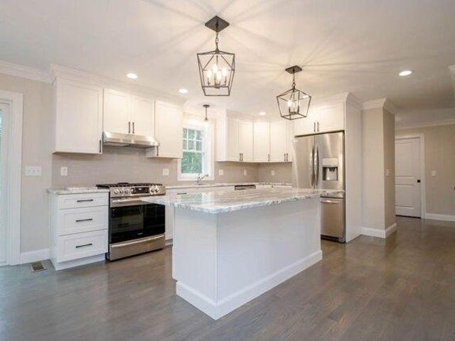 house with 3 bedroom, Taunton MA DS103250352