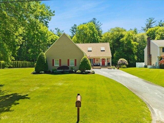 house with 3 bedroom, Taunton MA ES104149271