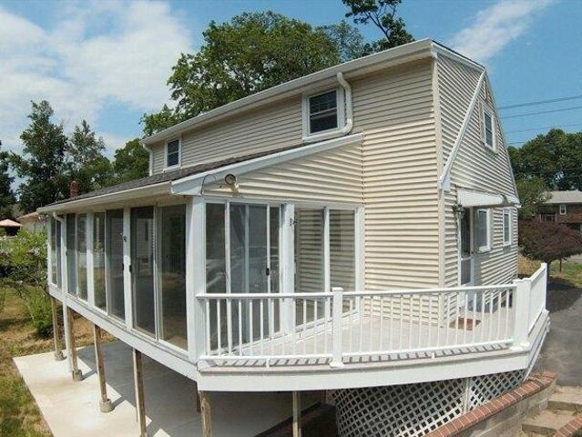 house with 3 bedroom, Taunton MA ES104790542