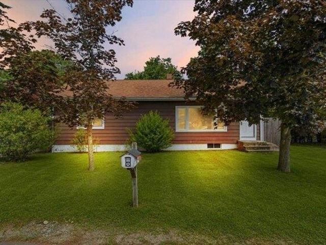 house with 3 bedroom, Taunton MA ES104792270