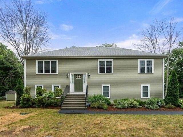 house with 3 bedroom, Taunton MA ES104808274