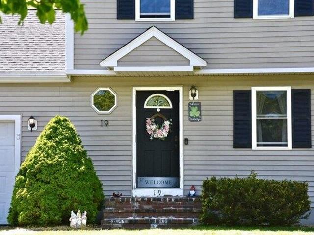 house with 3 bedroom, Taunton MA ES104809175