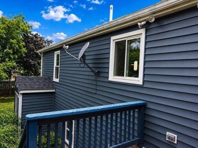 house with 3 bedroom, Taunton MA ES105059590