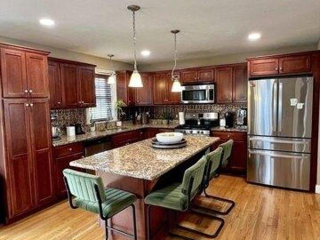 house with 3 bedroom, Taunton MA ES105079614