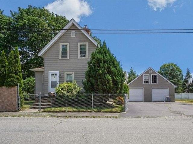 house with 3 bedroom, Taunton MA ES105080704