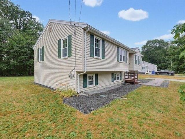 house with 3 bedroom, Taunton MA ES105095935