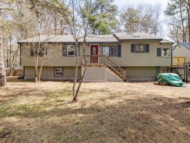 house with 3 bedroom, Taunton MA ES105092556