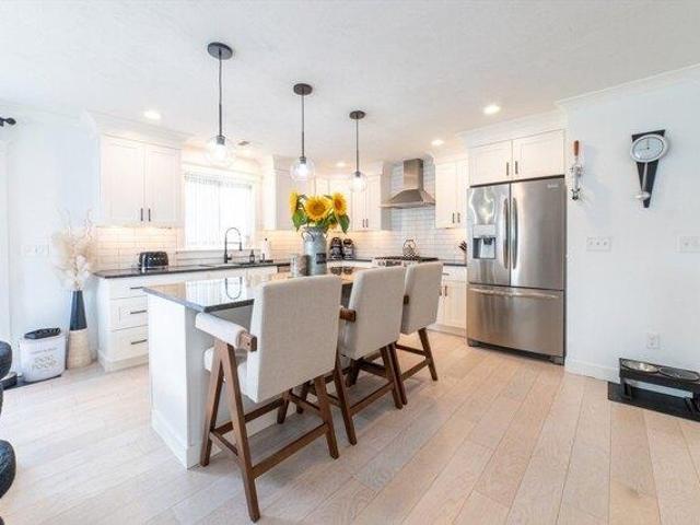 house with 3 bedroom, Taunton MA ES105124340