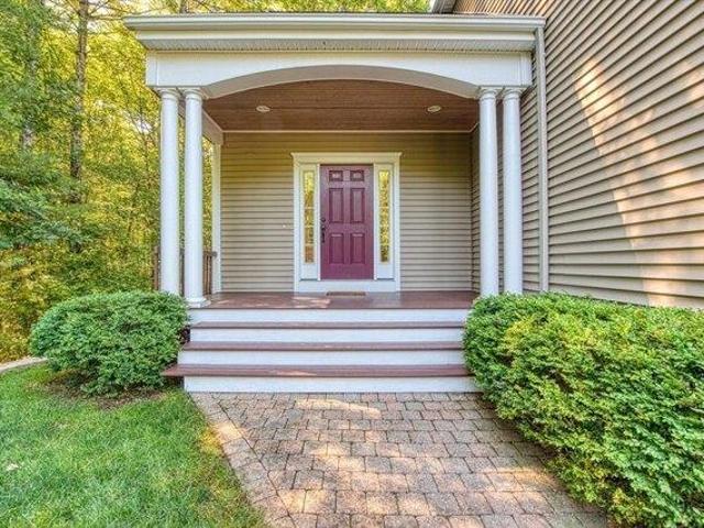 house with 3 bedroom, Taunton MA ES105127587