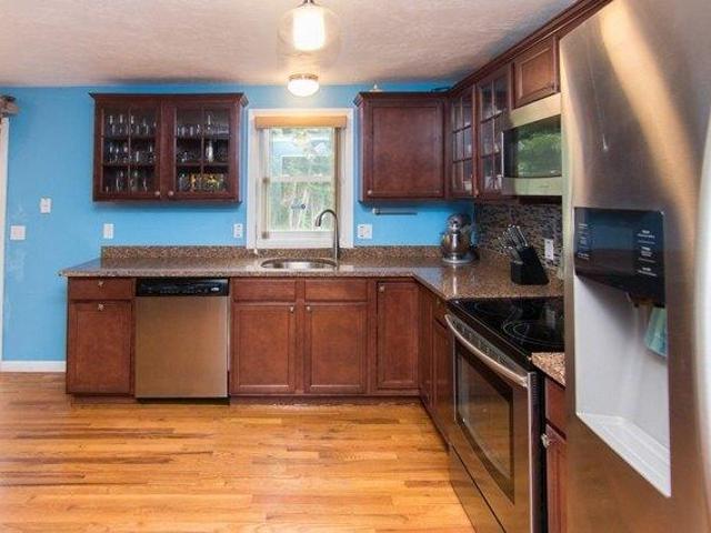 house with 3 bedroom, Taunton MA ES105122949