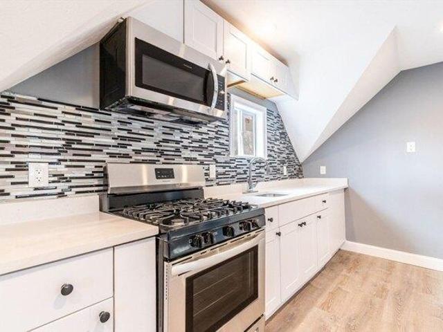 house with 3 bedroom, Taunton MA ES102826705