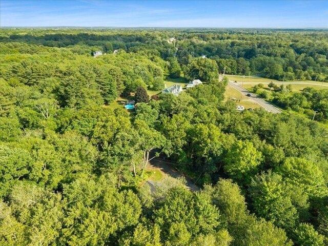 house with 3 bedroom, Taunton MA ES103967508