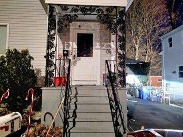 house with 3 bedroom, Taunton MA ES103967547