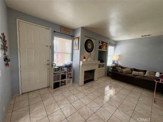house with 3 bedroom, Temecula CA DLS90805302