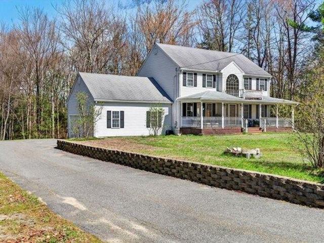 house with 3 bedroom, Templeton MA DS102088794