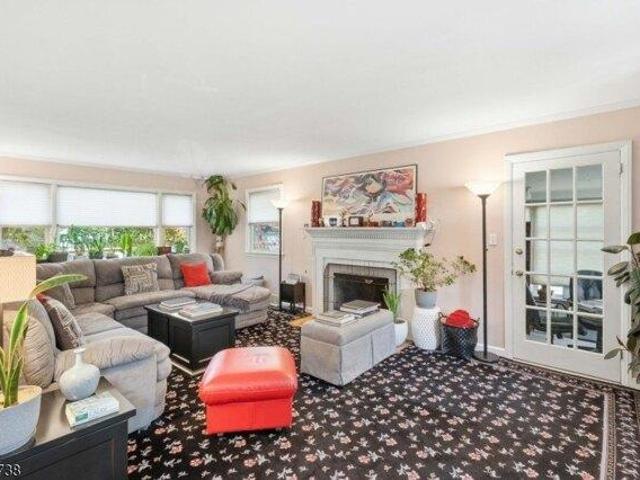 house with 3 bedroom, Tenafly NJ DLS102778638