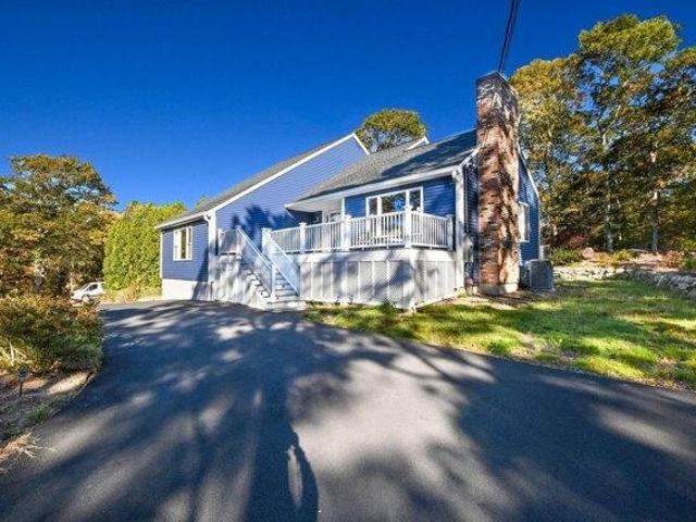 house with 3 bedroom, Teaticket MA DLS101897355