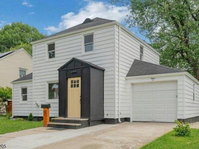 house with 3 bedroom, Teaneck NJ ES104904176