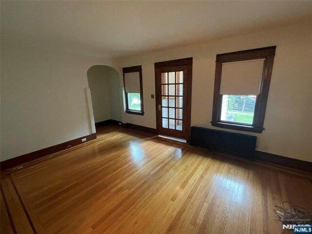 house with 3 bedroom, Teaneck NJ ES104920836
