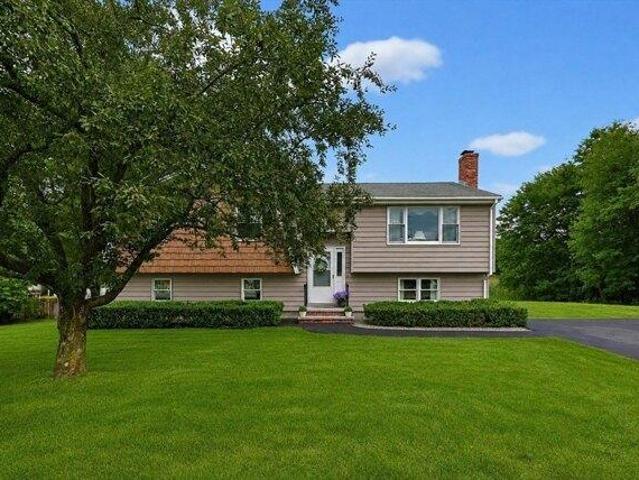 house with 3 bedroom, Tewksbury MA DS104150146